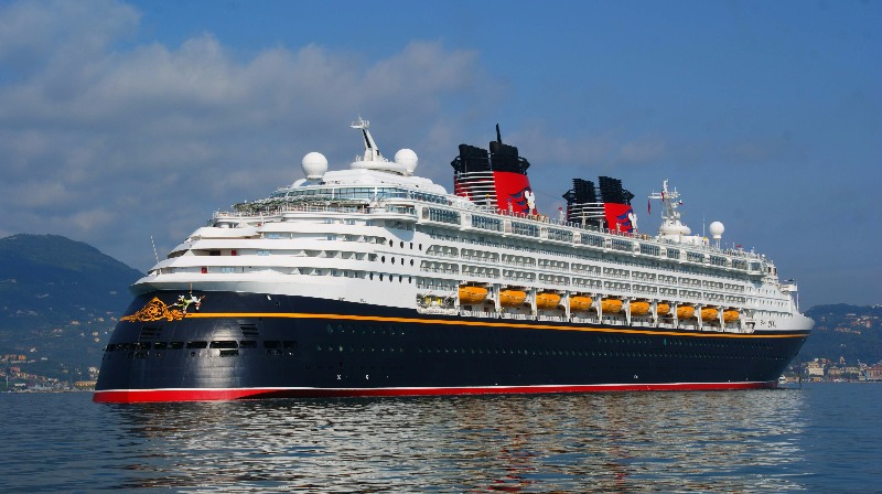 In arrivo la nave crociera Disney Magic al porto di Salerno | ScopriSalerno